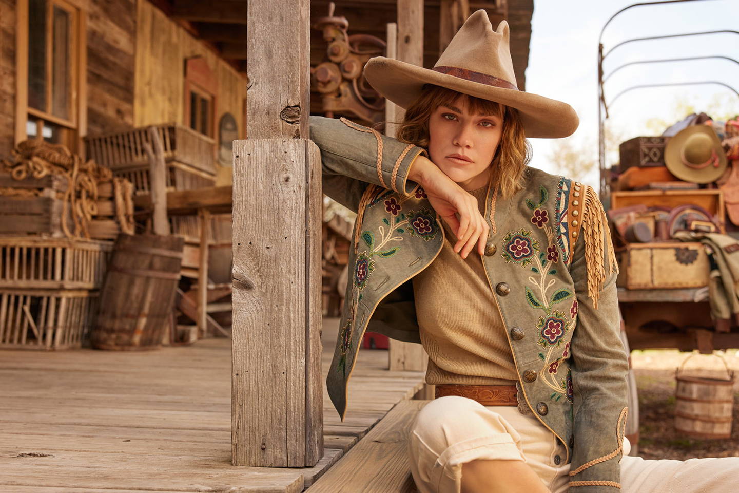 COME WITH US TO UNTAMED TERRITORY - Double D Ranch