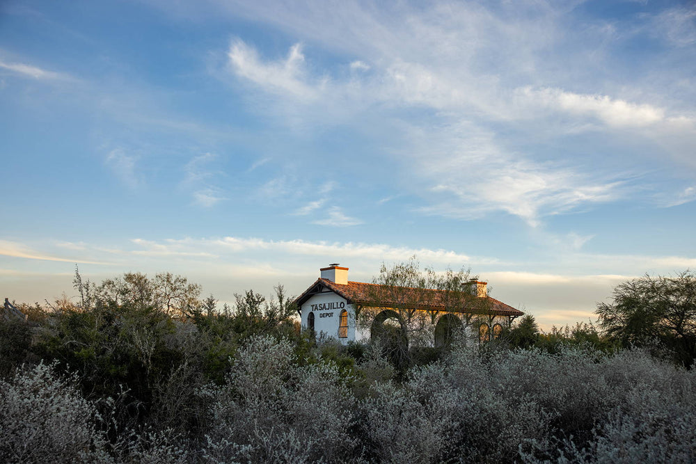 STORY OF THE SET: WYATT RANCHES - Double D Ranch